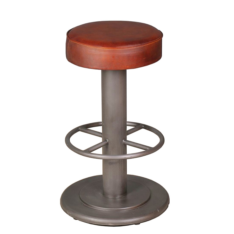 Passo Bar Stool | Andy Thornton