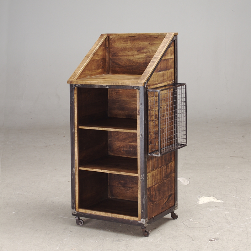 Industrial Waiter Station | Andy Thornton