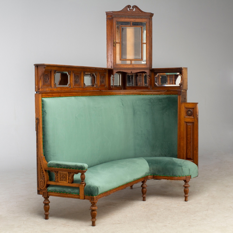 Victorian Seating Unit | Andy Thornton