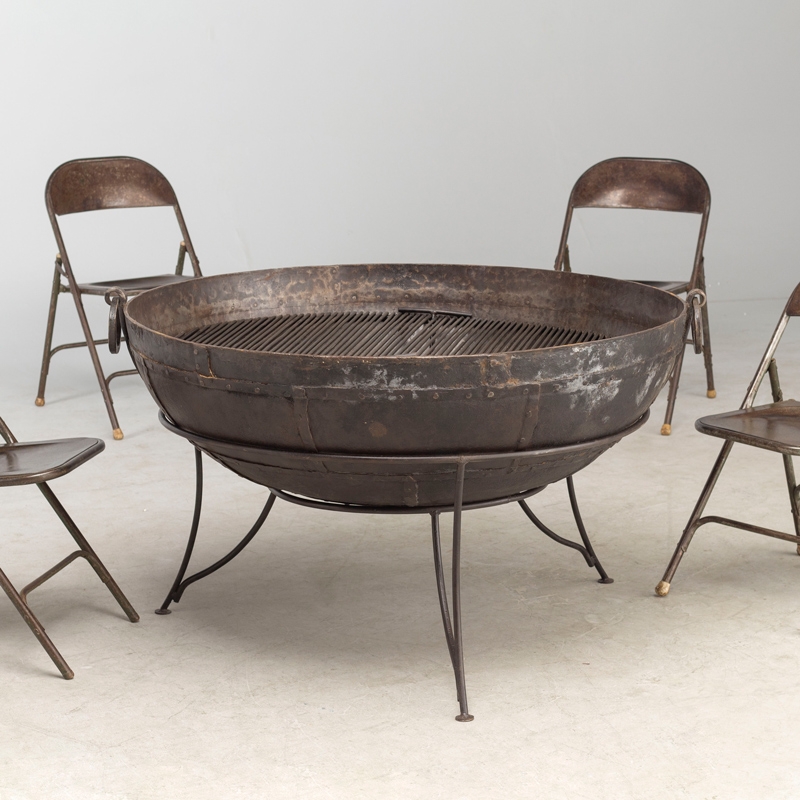 Iron Kadai & Stand | Andy Thornton
