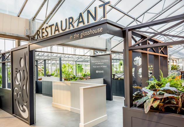 Waiter station tips and ideas | Andy Thornton